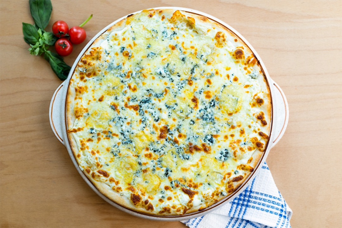 Pizza Quattro Formaggi (2) - Fabio Pizza